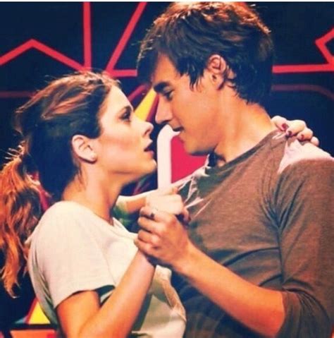 Leonetta Violetta And Leon Martina Stoessel Singer