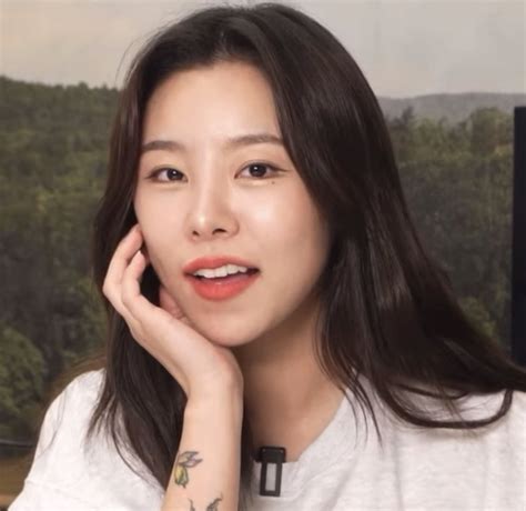 🥕 On Twitter 휘인ටㅏ 내 힘들다