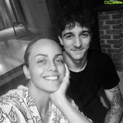 Deniz Barut Wiki Biography Age Gallery Spouse And More