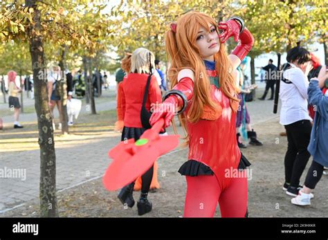 London Uk 28th October 2022 People Dress Up In Costumes Of Their