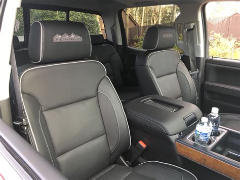 2018 Chevy Silverado 1500 Delivers A Premium Package Auto Trends Magazine