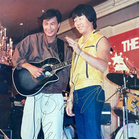 74岁许冠杰 公开与李小龙极珍贵贺年照 马来西亚诗华日报新闻网