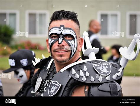 Raider Fan Paper Bag At Mike Friddle Blog