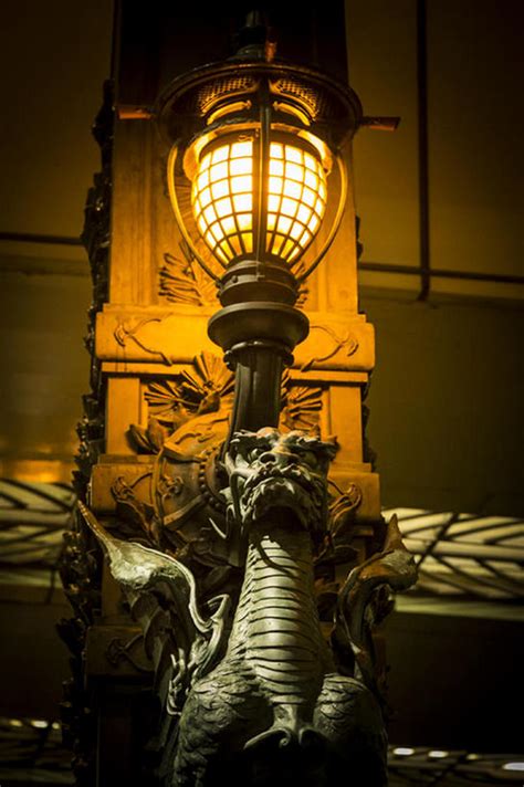 无人竖图室外夜晚雕塑东京日本灯麒麟日本桥bj175