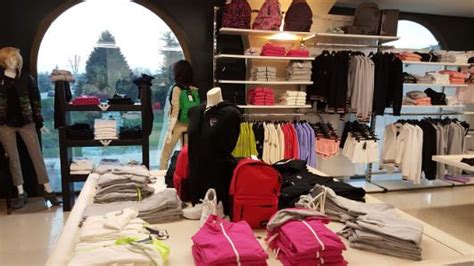 Chic E Choc Interno Sportivo Spaccioutletit