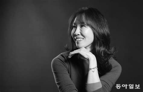 암 투병 10년간 5권의 베스트셀러첫 로맨스 도전한 ‘스릴러 여제 소설가 정유정 Breakfirst