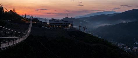 Gatlinburg Skybridge Record Setting Skybridge Gatlinburg Skypark