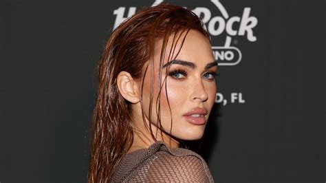 Megan Fox Covers Up Exs Name Tattoo And Debuts New Finger Designs — See