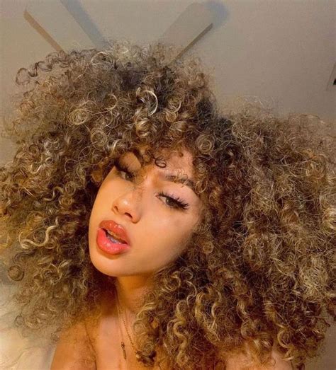 Cute Light Skin Girls With Curly Hair