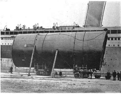 Olympic Class Liners Rms Olympic With Funnel 3 In Place During Her