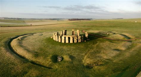 The Stonehenge Landscape Twenty Miles North Of Stonehenge Is Avebury