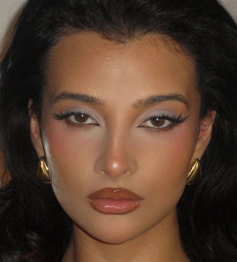 Пин от пользователя Yeshua Visuals на доске Makeup Идеи макияжа