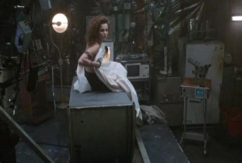 Dina Meyer Johnny Mnemonic Xhamster