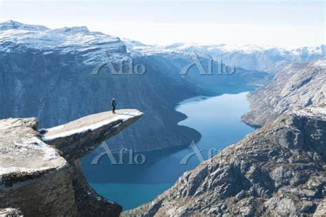 ノルウェー トロルトゥンガ（トロルの舌） 70375248 の写真素材 アフロ