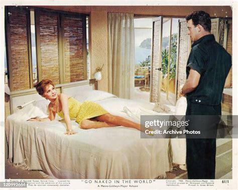 Gina Lollobrigida Lyes On Bed Looking At Anthony Franciosa Whos