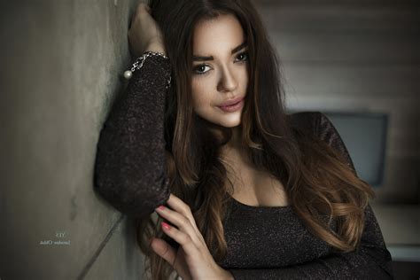 Women Brunette Juicy Lips Cleavage Smirk Black Eyes Long Hair Brown Eyes Dress Portrait