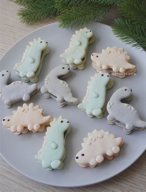 Dinosaur Macarons Recipe Sumopocky Custom Bakes