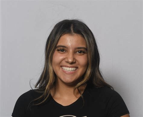 Sofia Bello The Express