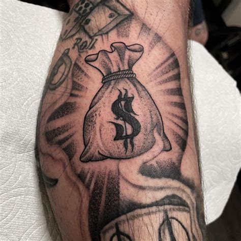 Money Tattoo Ideas For Men And Women Sleeve Designs Dollar Roll