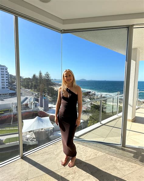 Ella Gallagher Ellaggallagher • Instagram Photos And Videos