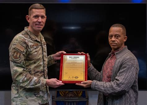 Oc Alc Celebrates Energy Management Excellence Tinker Air Force Base Article Display