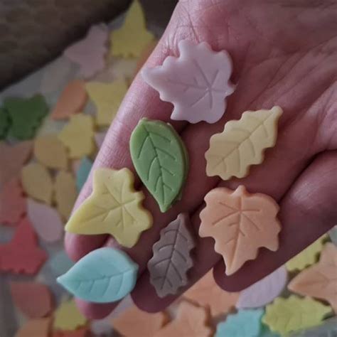 100 Mini Autumn Leaf Soaps Fragrant Disposable Party Favors Etsy