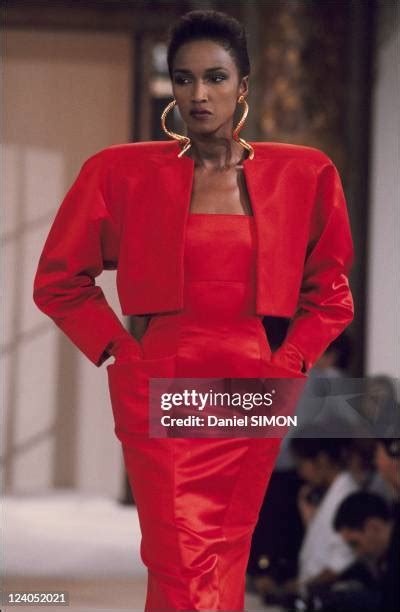 Fashion In 1986 Photos And Premium High Res Pictures Getty Images