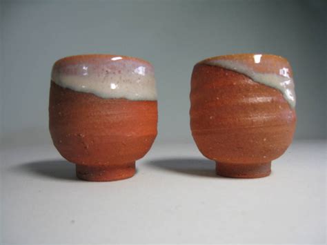 Yahooオークション 【信楽焼盃 寿方】伝統工芸士 上田寿方 信楽焼ぐ