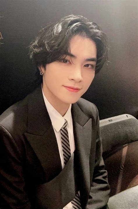 Pin Oleh Fernanda Sánchez González Di Xiaojun