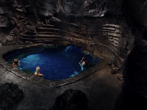 Mako Mermaids Cave
