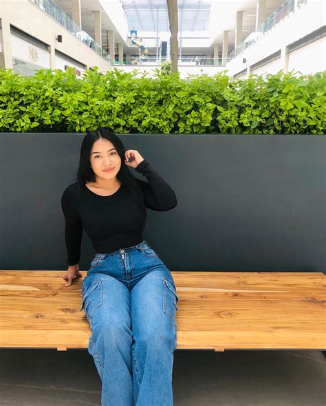 Yaneth Flores Yaneth Fb • Instagram Photos And Videos