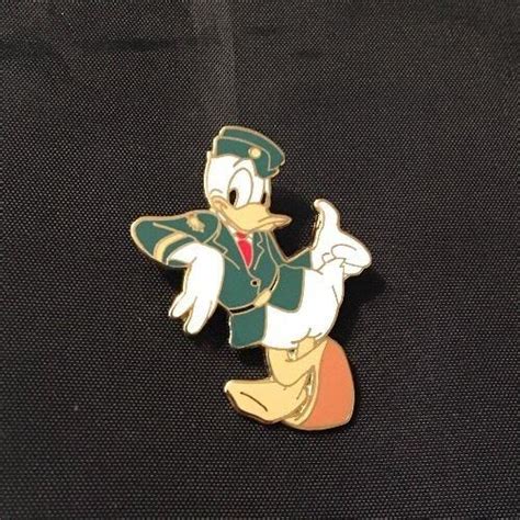 Disneyland Disney Donald Duck Military Army Pin 1871271850