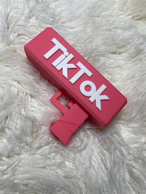 3d Printed Tiktok Money Gun Prop Streamer Display Piece Creator