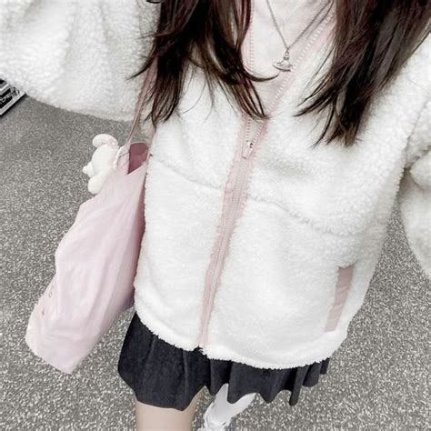 Tsuki Tsuki Tw • Threads Say More