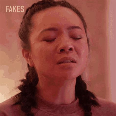 Emotional Rebecca Li  Emotional Rebecca Li Fakes Discover