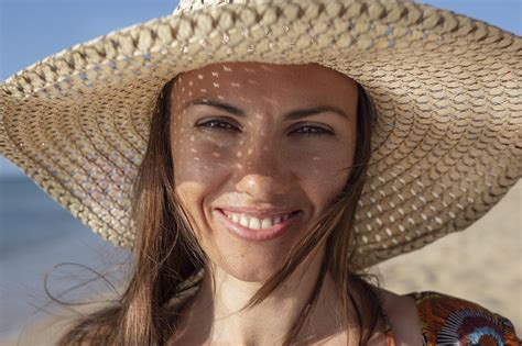 100000 Free Beach Girl And Beach Photos Pixabay