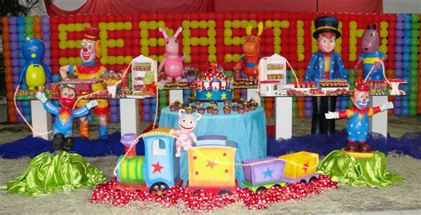 Mania De Festa Circo Dos Backyardigans