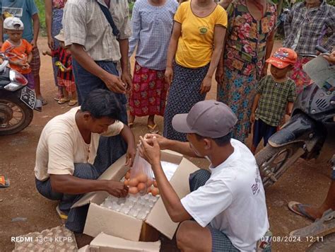 ကောလင်းမြို့နယ်ရှိ စစ်ဘေးရှောင် ပြည်သူများကို စားနပ်ရိက္ခာများ ထောက