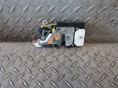 2006 Cadillac Dts Left Driver Rear Door Latch Lock Actuator 4 6l Ebay