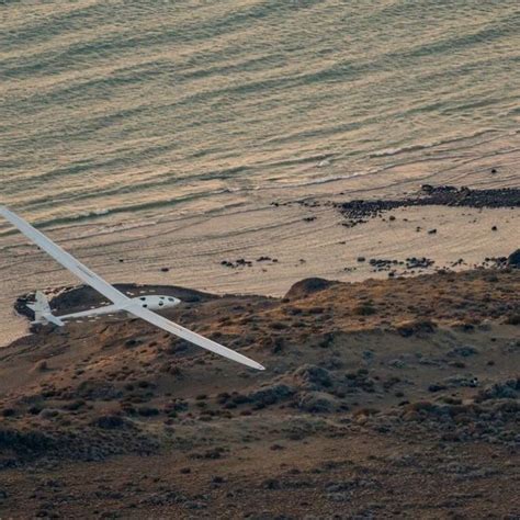 Glider Sets New Height Record For Engineless Flight