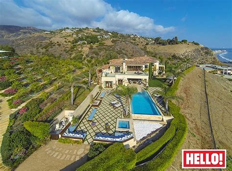 Yolanda Foster House Omg Yolandas Old Home Was Burnt Down