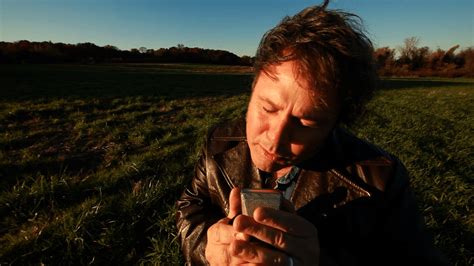 The Many Voices Of Singer Martin Sexton Here And Now