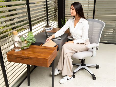 כיסא משרדי Flex Grey ד״ר גב