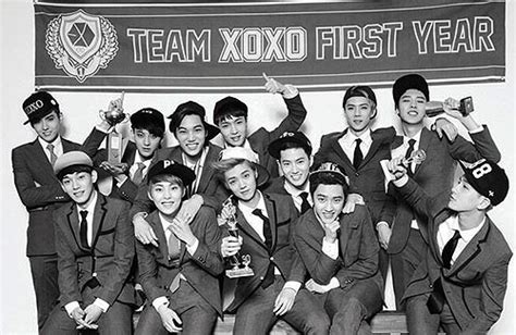 Chinese Korean Boy Band Exo Reaches No 1 On Billboard World Album