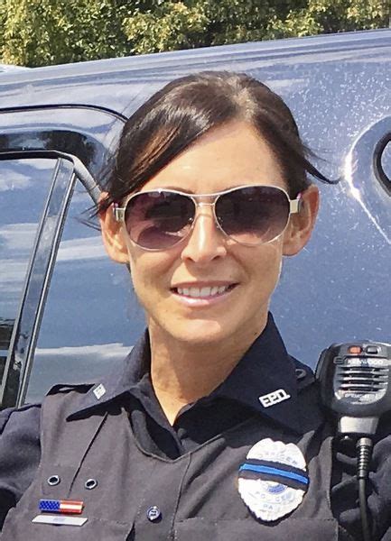 Rose Farrells Instagram Twitter And Facebook On Idcrawl