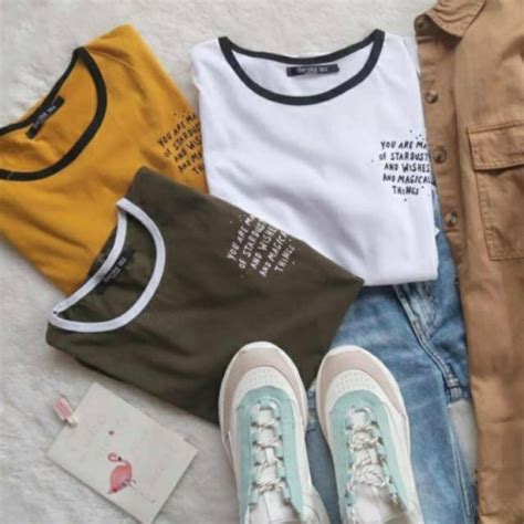 Halaman Unduh Untuk File Contoh Cerita Pendek Menggunakan Aksara Jawa