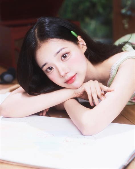 조효민 여름여름해 Instagram