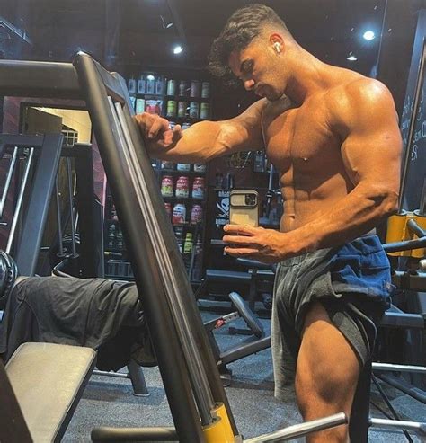 Pin By Maria Chiara On Matheus Claus Bodybuilding Workout Plan Gym