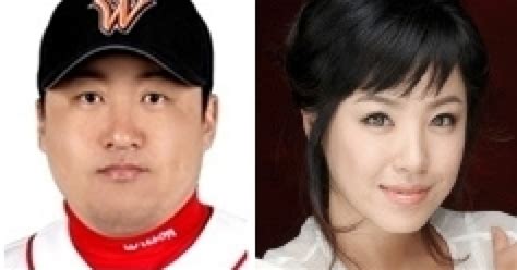 김민희 조인성 열애똑순이·앉아쏴 새삼 화제