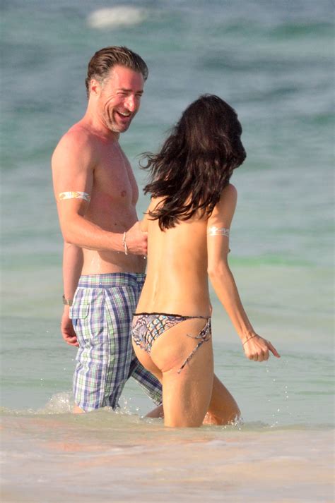 Jaime Murray Topless 34 Photos Thefappening